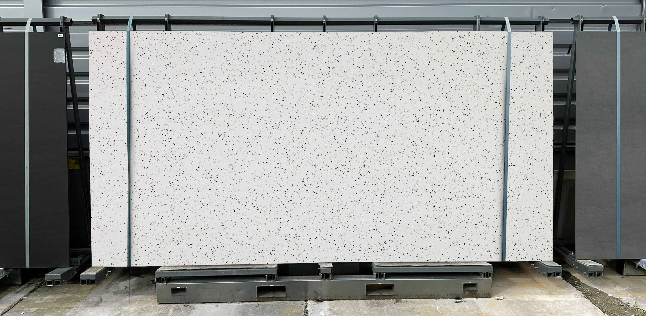 White Grain - Jetstone